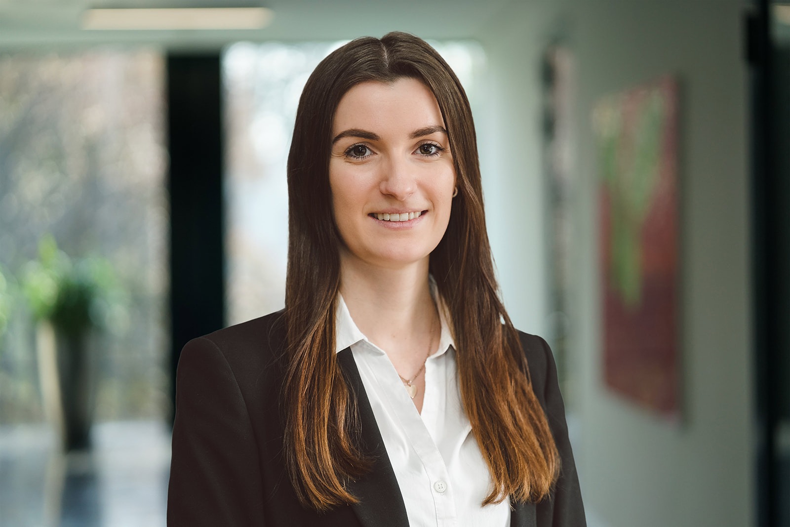 Sheena Walker - Helvetia Consulting AG